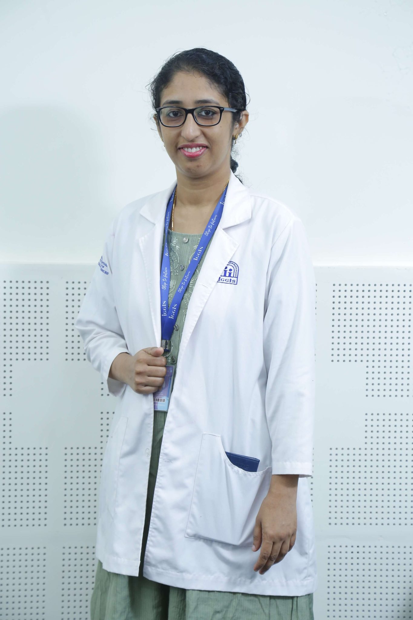 Dr. Gigi Roy – INDIRA GANDHI INSTITUTE OF DENTAL SCIENCES – Step To Future